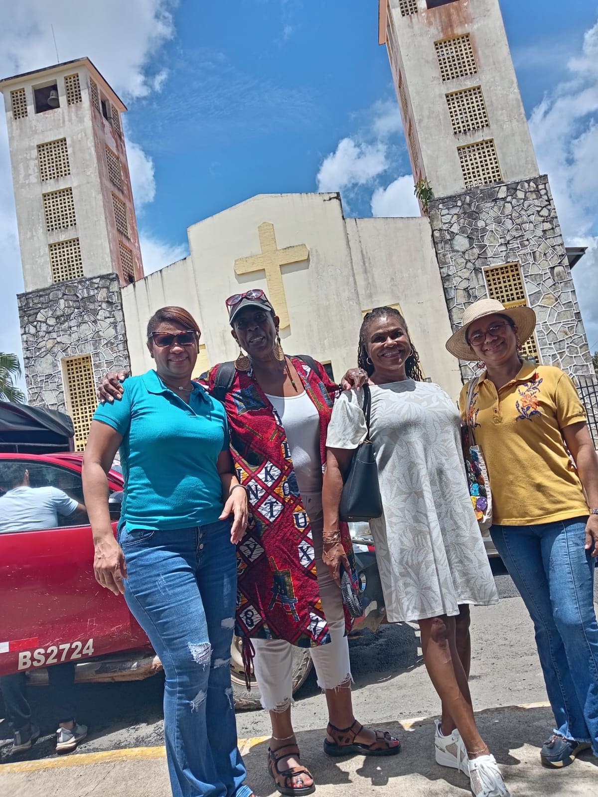 PMF Tours - Tu puerta a Panamá | Transporte y Tours Privados